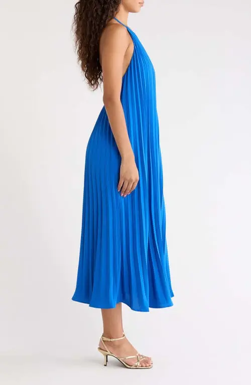 SUGARLIPS Wenden Pleated Sleeveless Dress