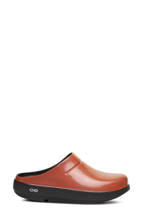 OOFOS Oocloog Luxe Clog - Copper