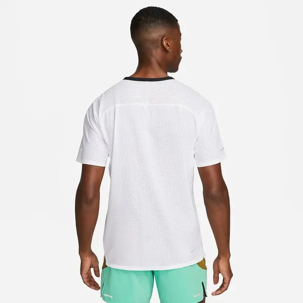 Nike Trail Solar Chase Dri-fit Short-sleeve Running Top