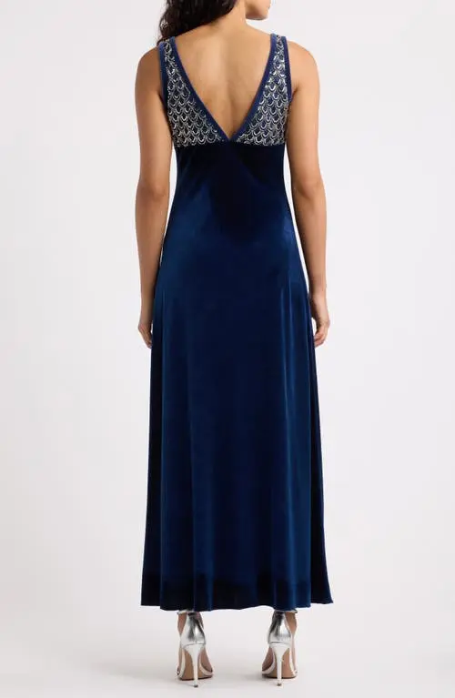 Saylor Serafina Sequin Sleeveless Velvet Gown
