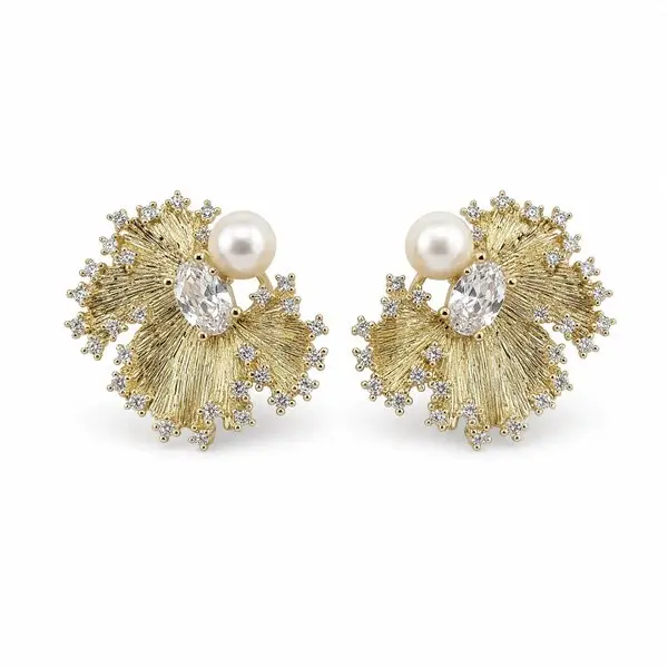 ANGEL BAROCCO Freshwater Pearl Crystal Fan Stud Earrings - Gold