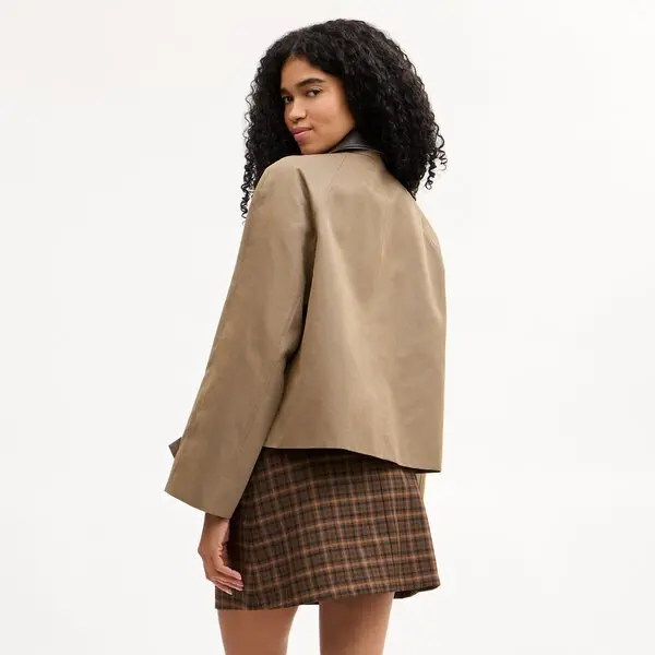 COACH OUTLET Swing Trench Coat With Leather Collar - Mud