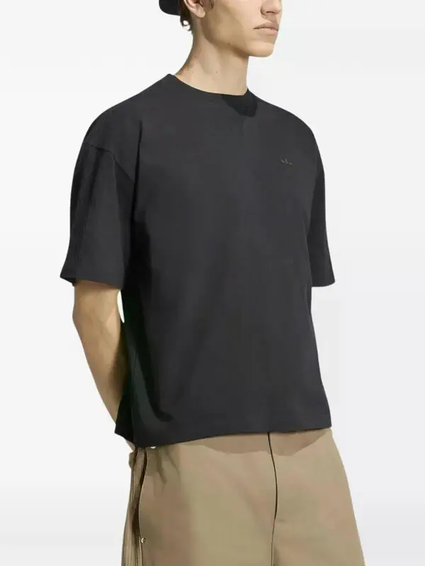 Adidas Essentials T-shirt