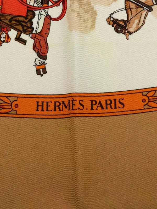 Hermès 20th Century La Promenade De Longchamps Silk Scarf 90 Scarves - Multicolour