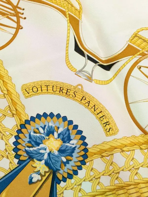 Hermès 1990-2015 Les Voitures A Transformation Silk Scarf 90 Scarves - Multicolour