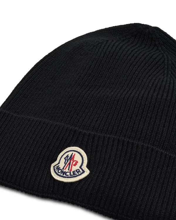 Moncler Logo Ribbed Beanie Hat - Black