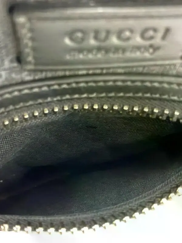 Gucci 2000-2015 Small Gg Supreme Web Messenger Bag Crossbody Bag