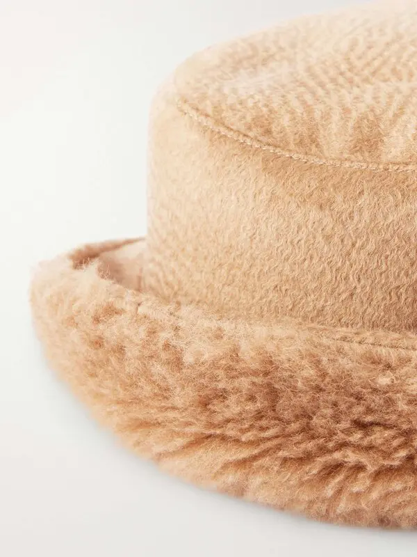 Max Mara Fiducia Teddy Hair Bucket Hat
