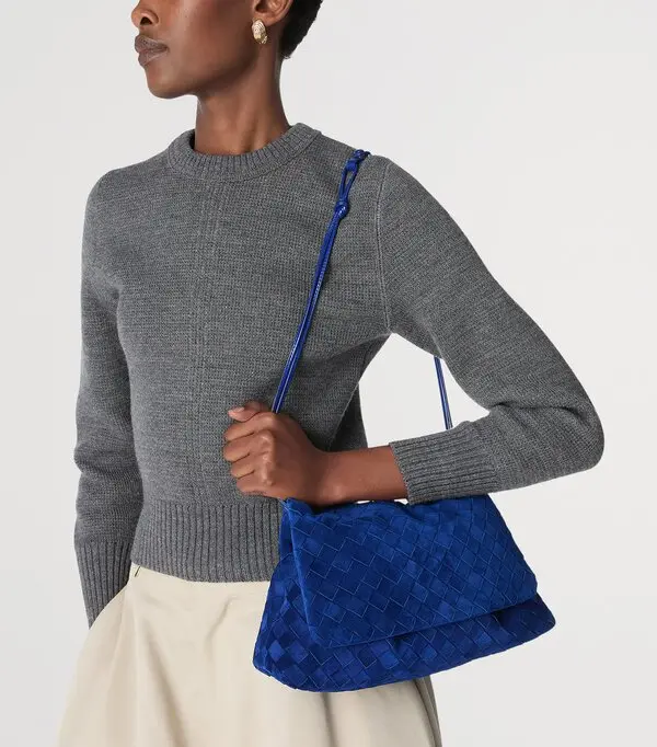 Bottega Veneta Suede Dustbag Giorno Shoulder Bag - Blue