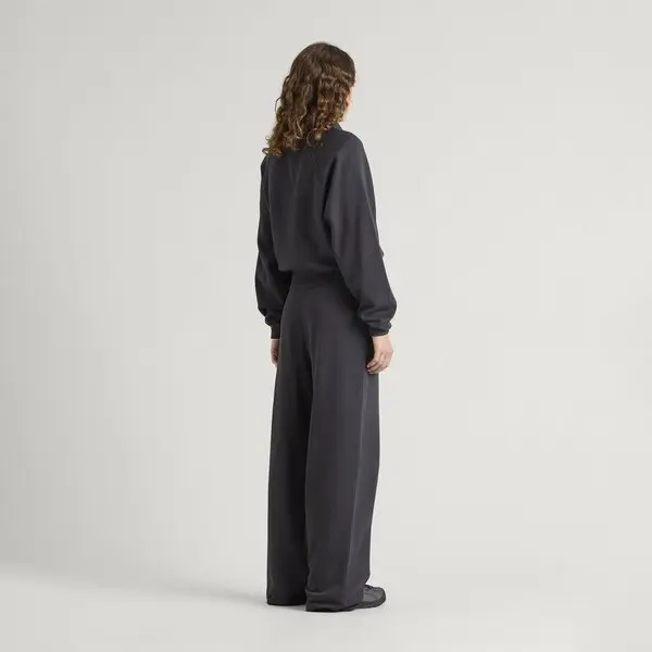 END. Classic Sweatpants
