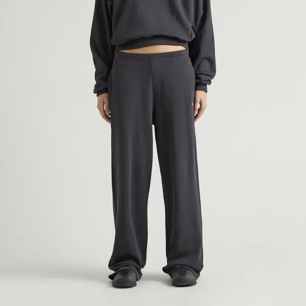 END. Classic Sweatpants
