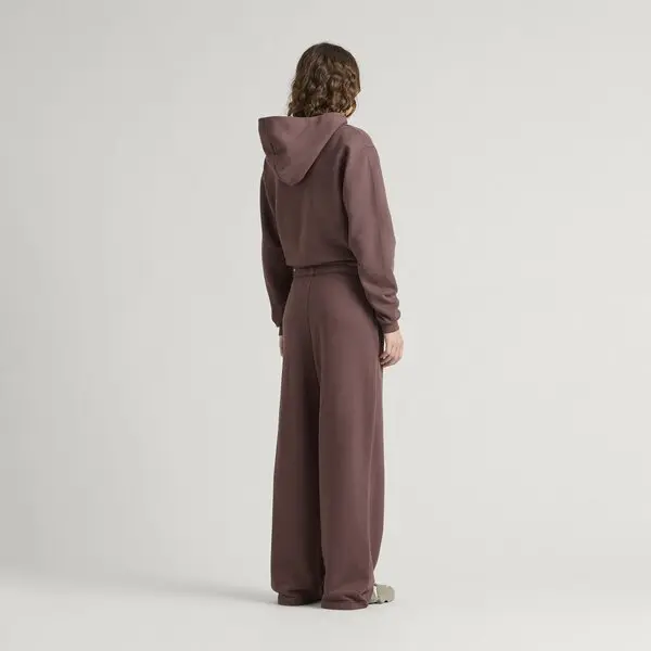 END. Classic Sweatpants