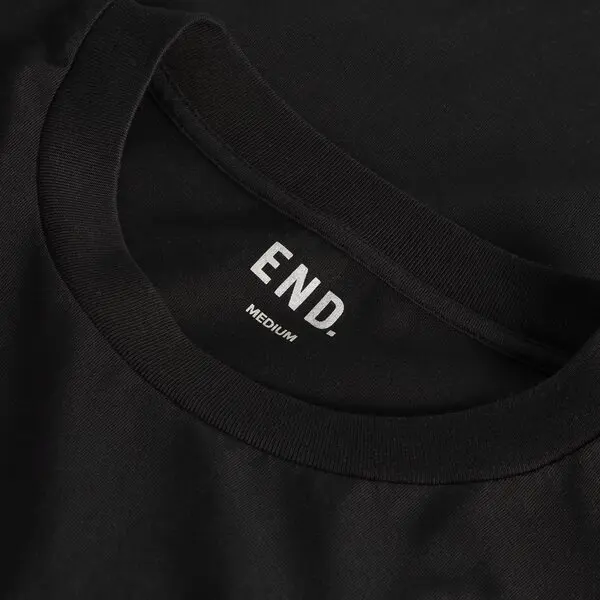 END. Signature T-shirt