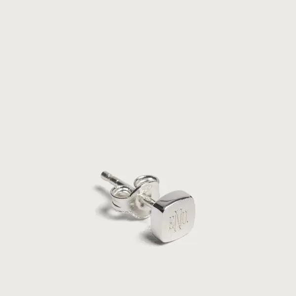 END. Signet Stud