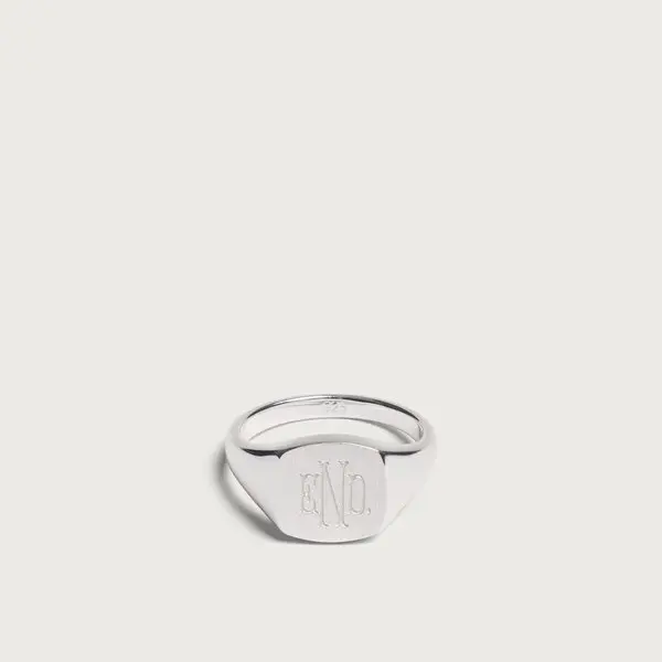 END. Signet Ring