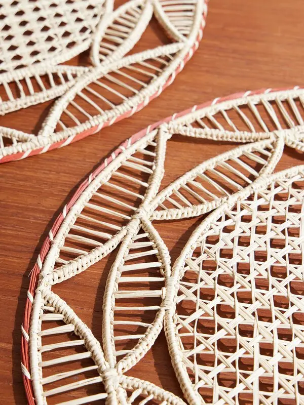La DoubleJ Set Of Two Iraca Palm Placemats