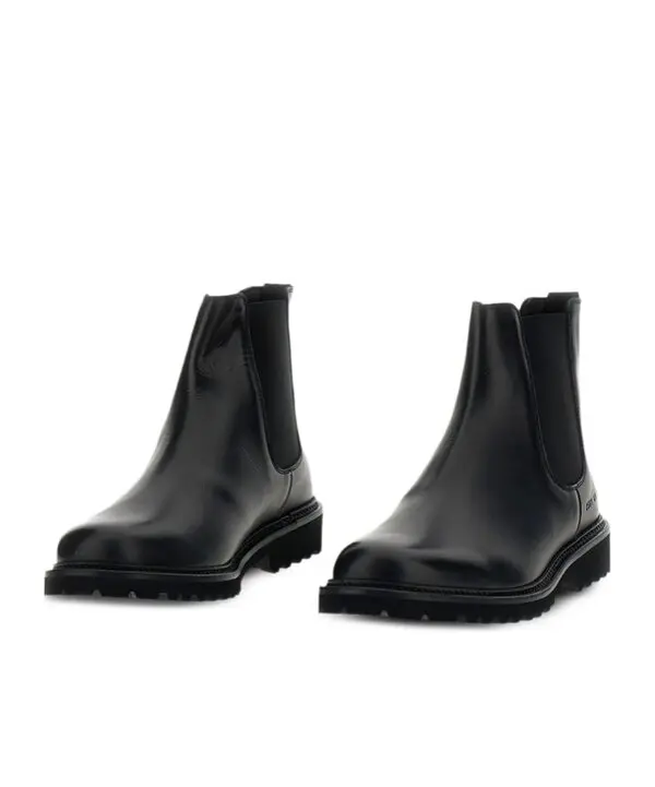 COMMON PROJECTS Round-toe Boots