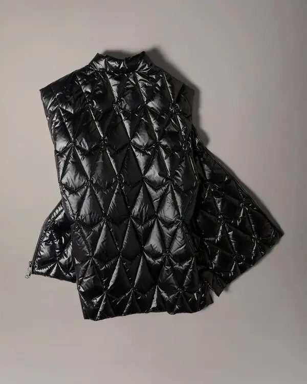 Moose Knuckles Iceberg Quilt Down Vest