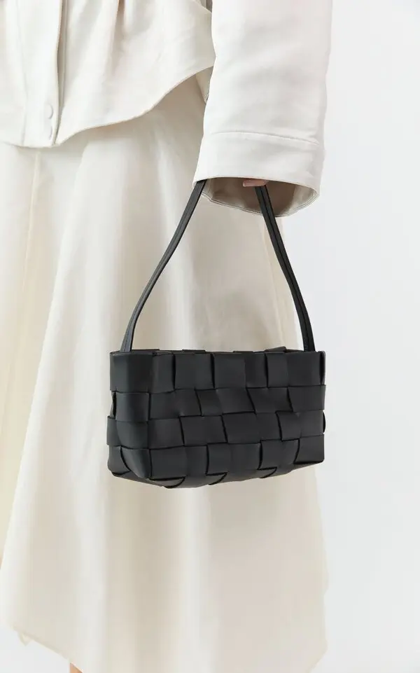 ST. AGNI Petit Woven Tote - Black