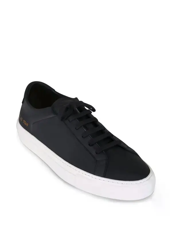 COMMON PROJECTS Grained Leather Sneakers - Black