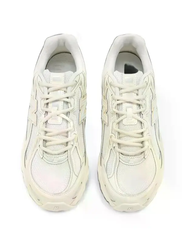 NEW BALANCE 740 Mesh Sneakers
