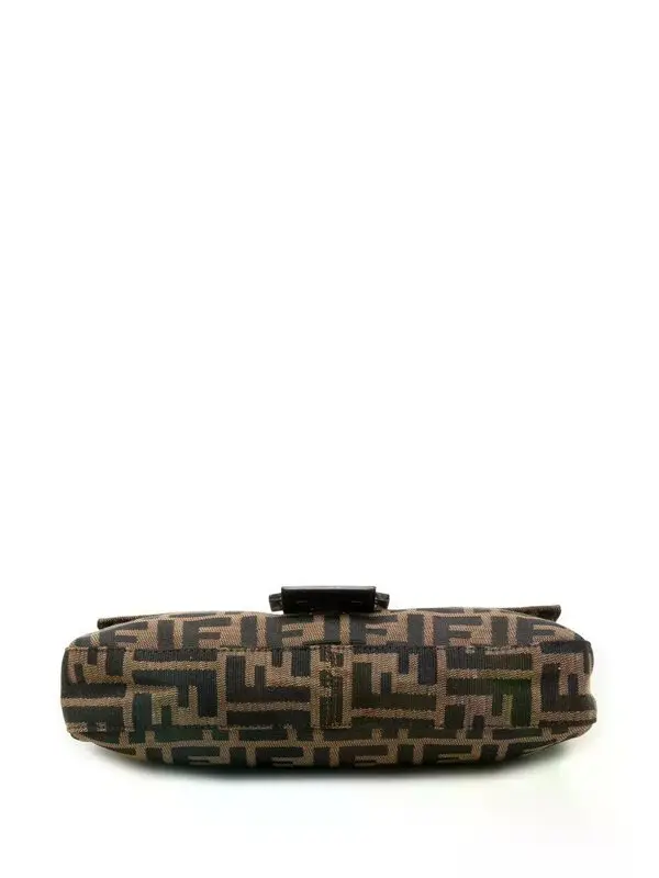 Fendi 2000-2010 Zucca Canvas Baguette Shoulder Bag