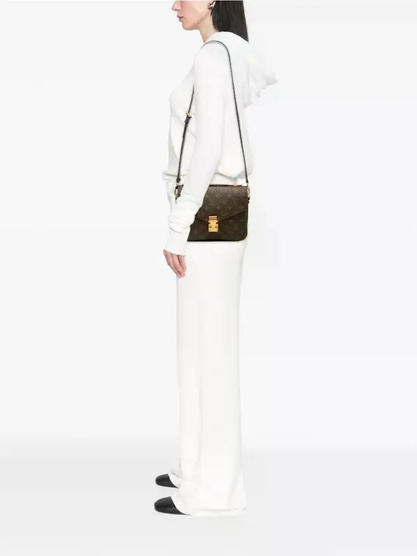 LOUIS VUITTON 2020 Monogram Pochette Metis Satchel