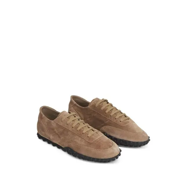 COMMON PROJECTS Flat-soled Sneakers