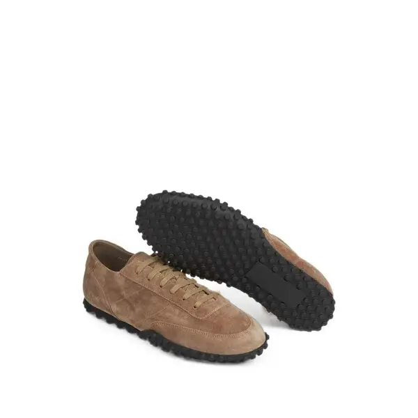 COMMON PROJECTS Flat-soled Sneakers