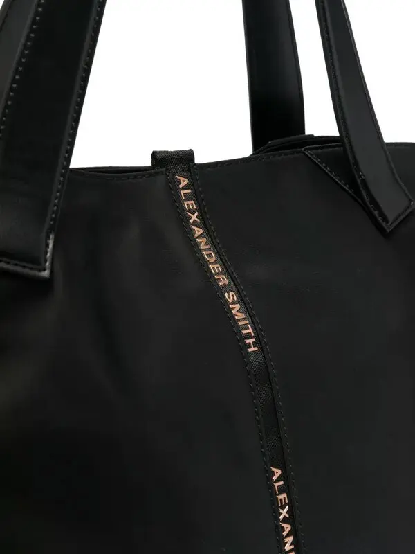 ALEXANDER SMITH Large Lauren Shoulder Bag