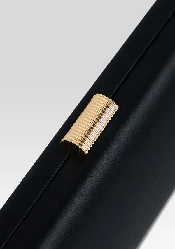 Retrofete Nadia Clutch