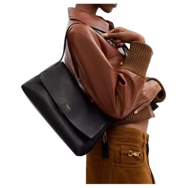 COACH Chelsea Shoulder Bag 30 - Black