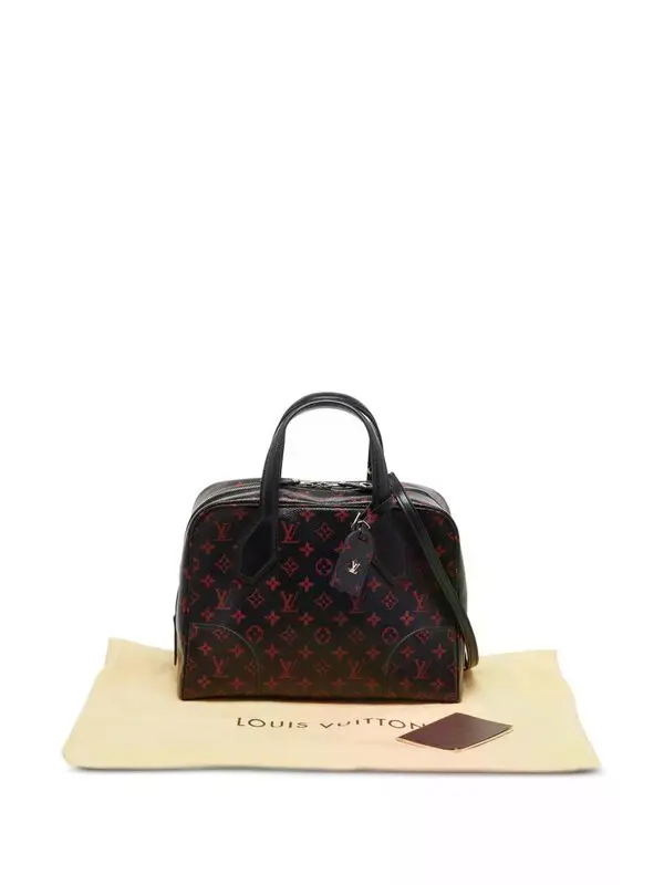 LOUIS VUITTON 2015 Mm Dora Soft Monogram Tote Bag