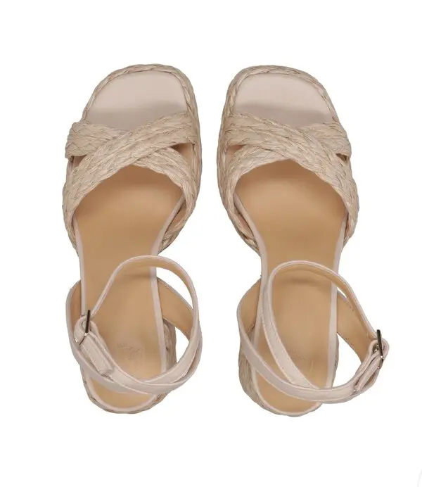 CastaÑer Sandals