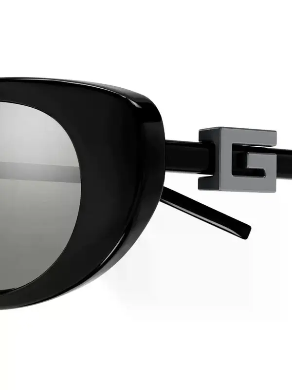 Gucci Cat-eye Sunglasses