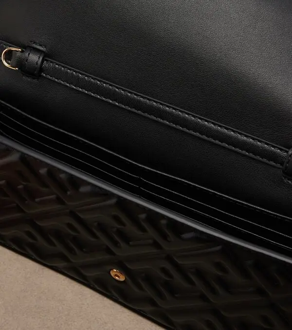 Fendi Tube Ff Leather Wallet On Chain - Black