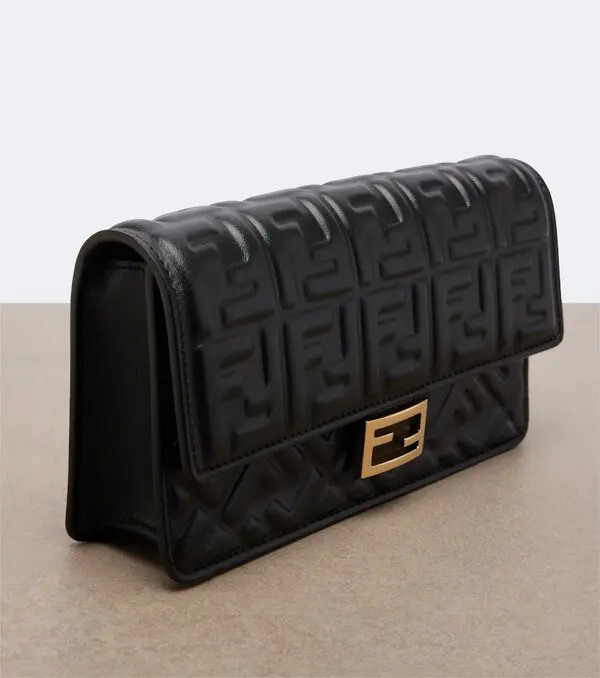 Fendi Tube Ff Leather Wallet On Chain - Black