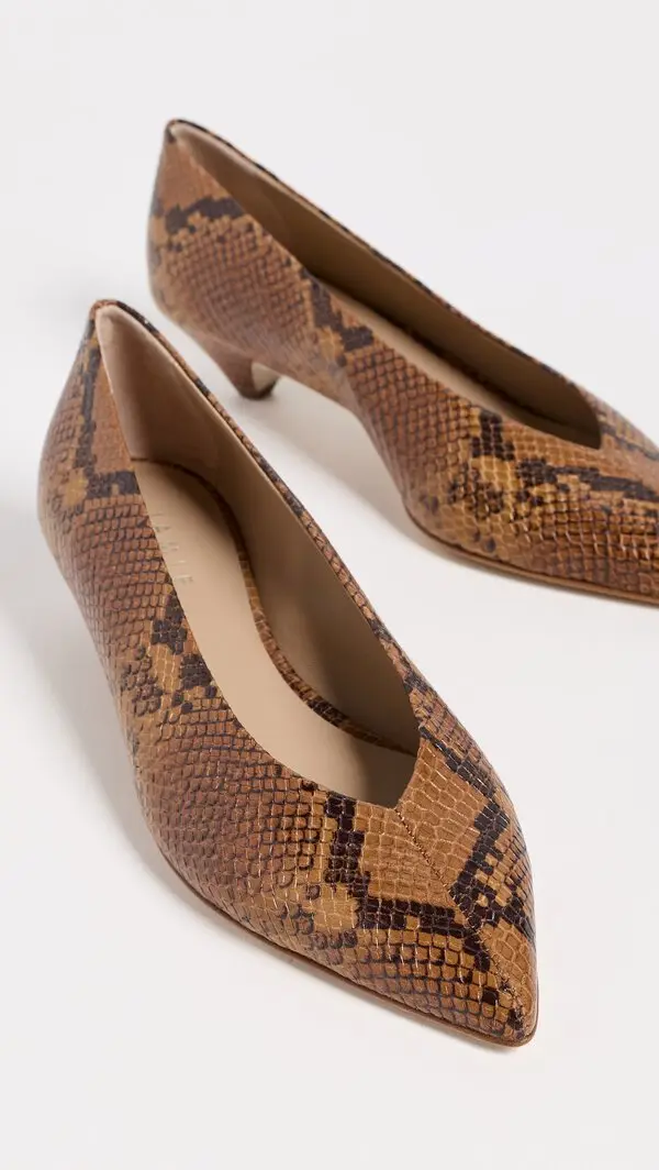 JAMIE HALLER The Trap Pumps