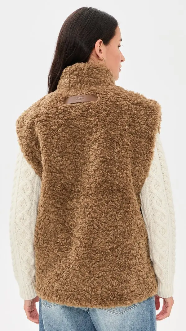 UGG Niah Toggle Vest