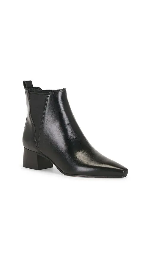 Veronica Beard Astra Boot In Black
