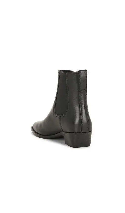 Vince Ari Boot