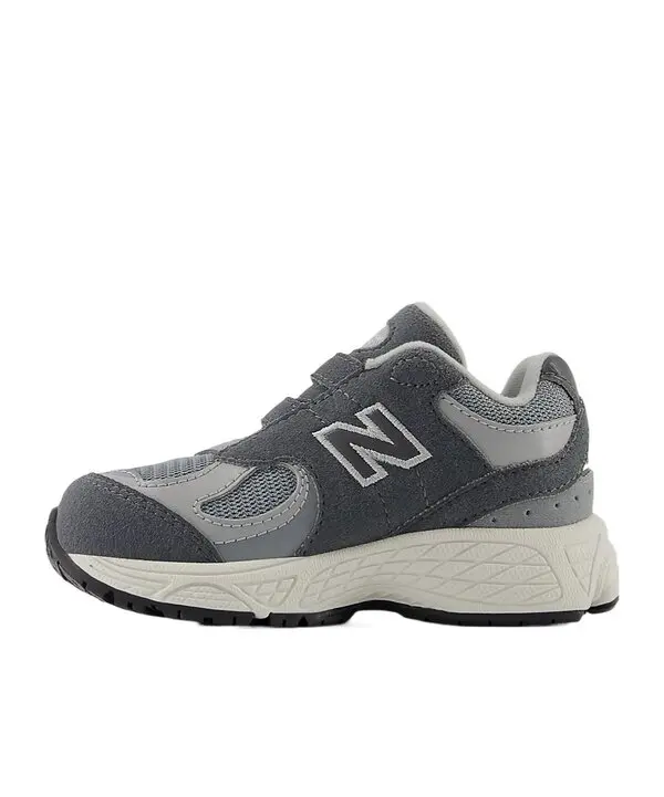 NEW BALANCE 2002 Hook And Loop Sneakers