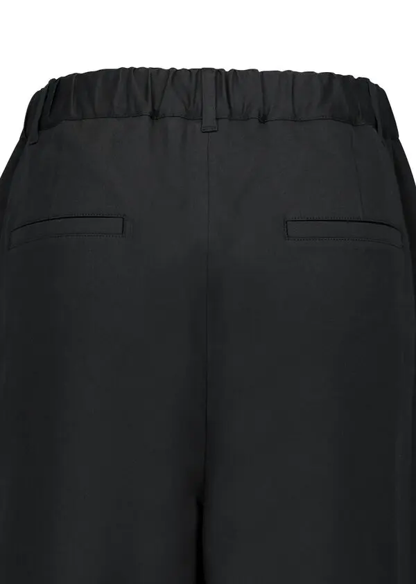 AMOMENTO Two-tuck Wide-leg Trousers