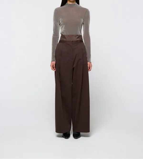 AMOMENTO Double-pleated Wide-leg Trousers