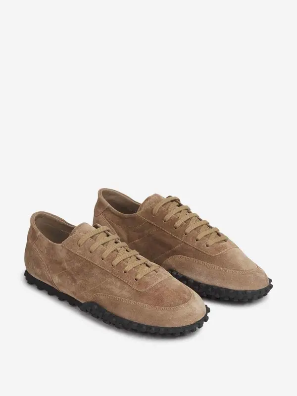COMMON PROJECTS Lace-up Casual Shoes