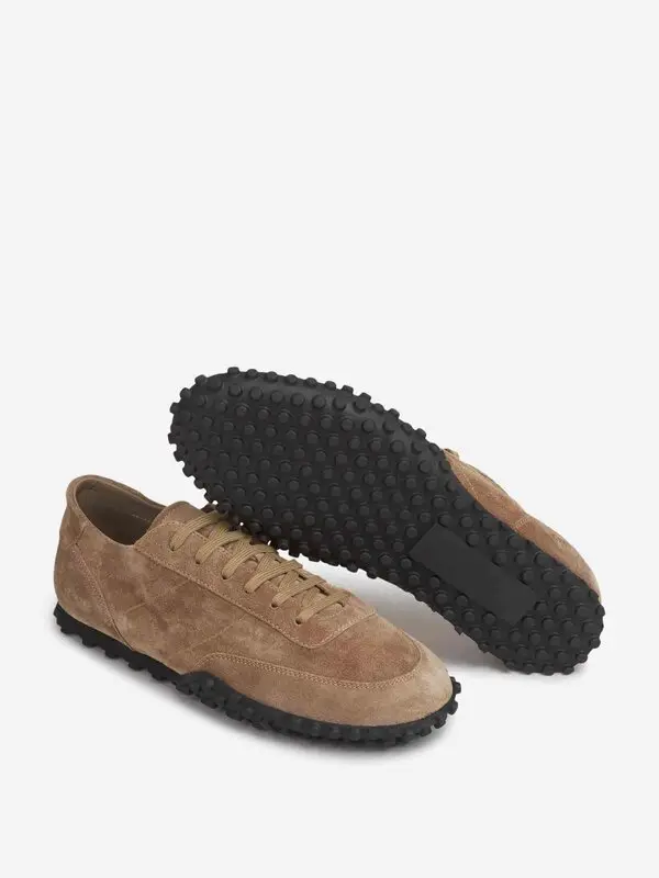 COMMON PROJECTS Lace-up Casual Shoes