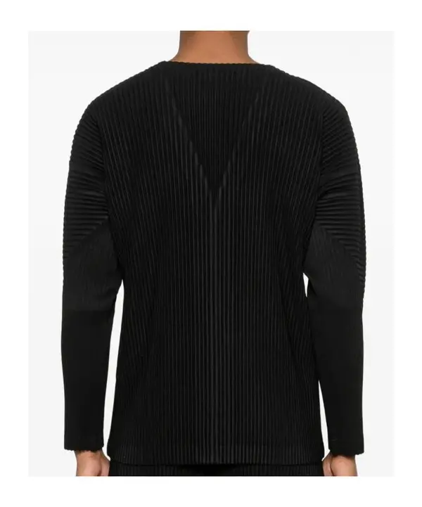 Issey Miyake Basics Buttoned Pleated T-shirt