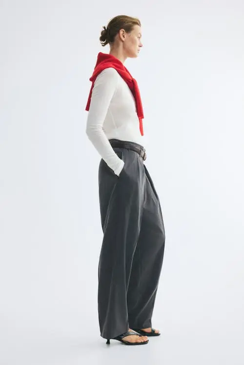 H&M Dress Pants With Belt