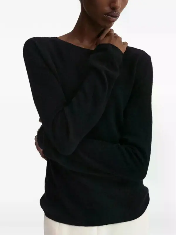 Almada Label Awa Crew-neck Sweater