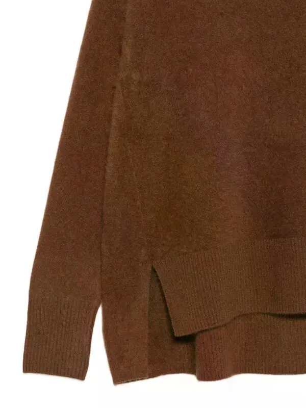 C.T.PLAGE Roll-neck Side-slit Sweater